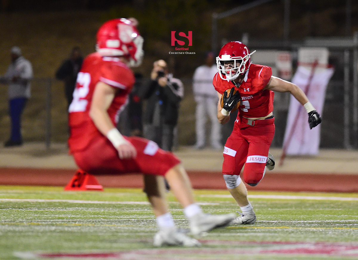 Football: Regis Jesuit strikes swiftly, stops Smoky Hill in all-Aurora ...