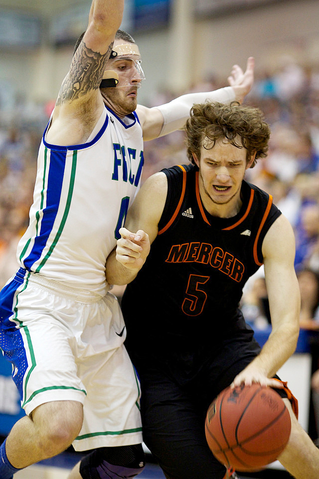 Basketball: Mercer star, Regis Jesuit grad Bud Thomas readies for NCAA ...